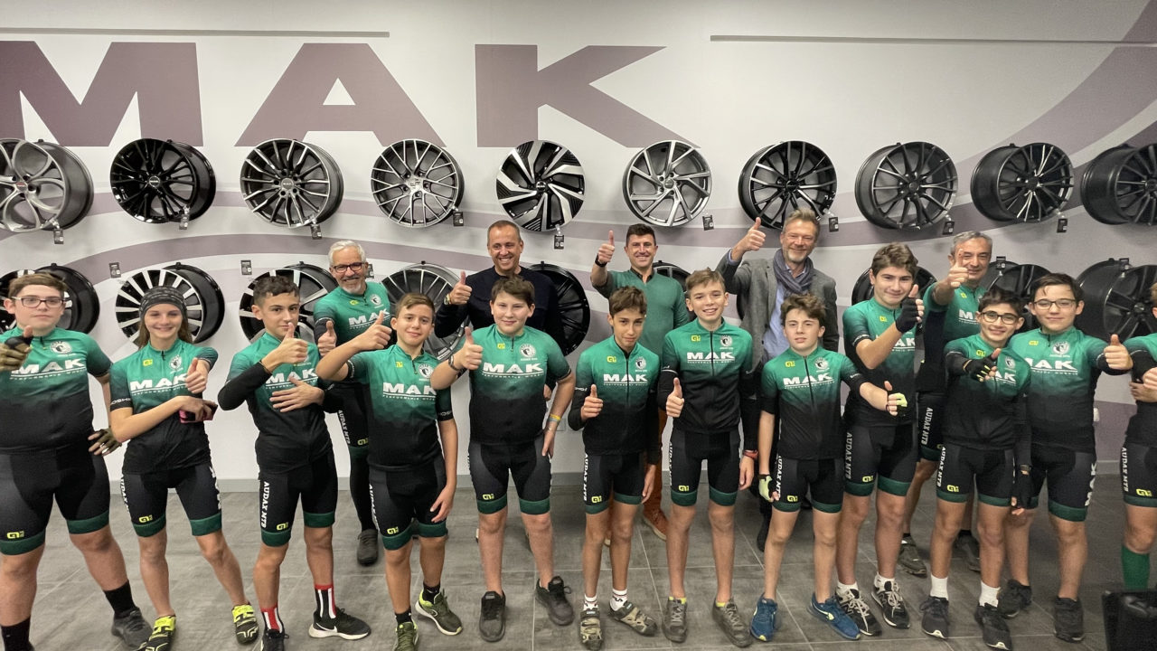 MAK @ CYCLING: NEW ASD AUDAX UNIFORMS - MAK NEW